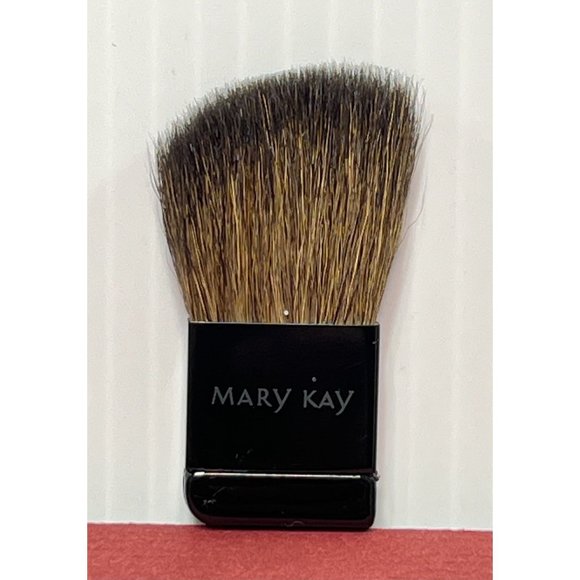 Mary Kay | Makeup | Mary Kay Compact Cheek Brush | Poshmark